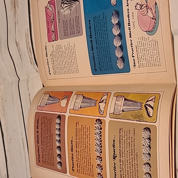 Wilton | Other | Vintage Wilton Cake Decorating Book | Poshmark